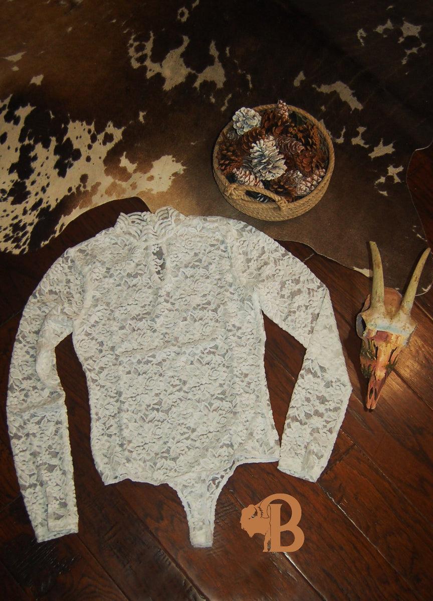 The Lily Lace – Buffalo Betty's Boutique